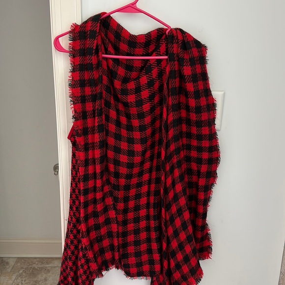 Sweaters | 21black Red Checkered Vest | Poshmark